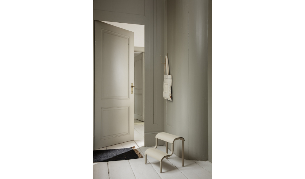 Up Step Stool | Konsepti