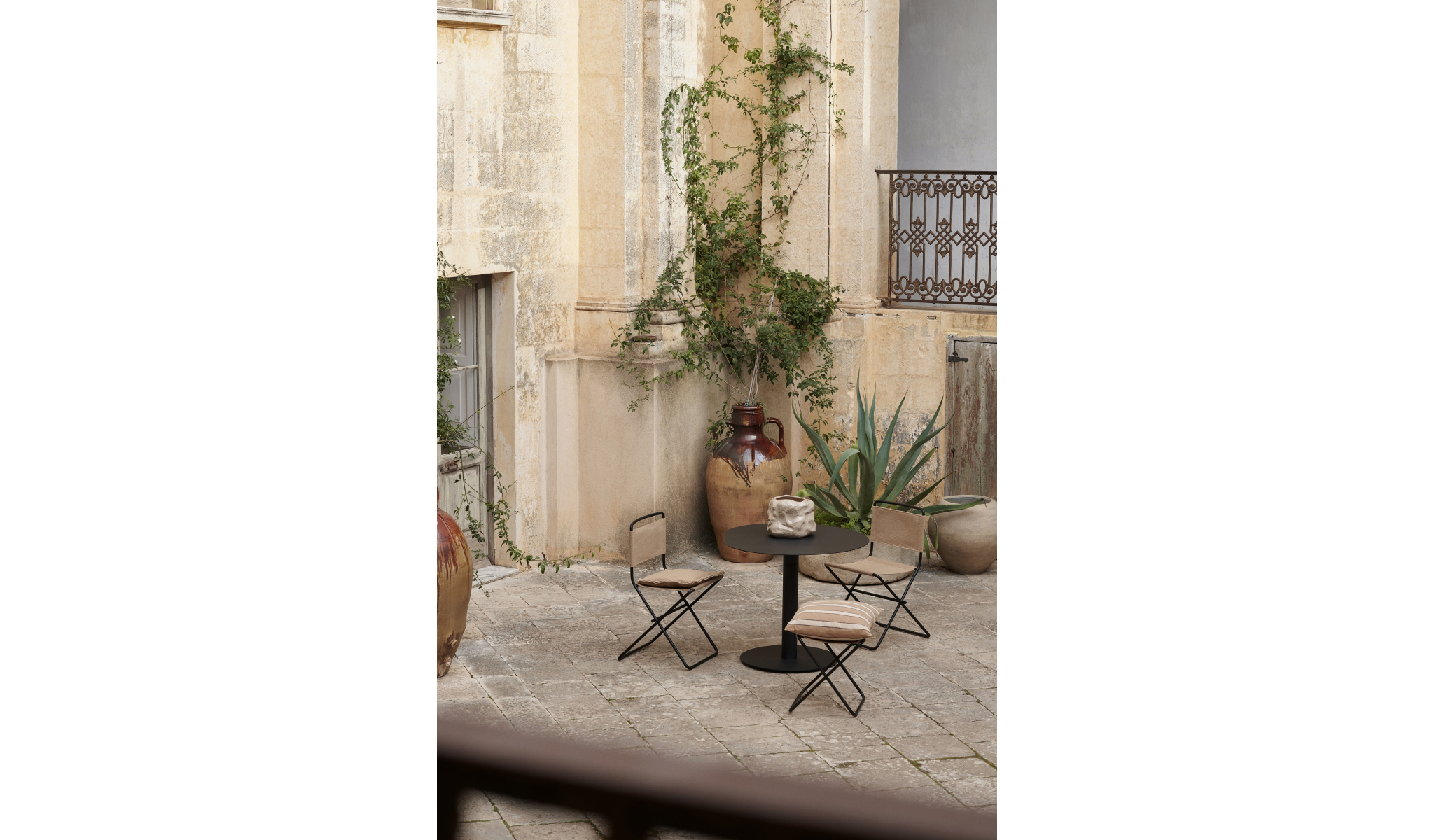 Pond Dining Table | Konsepti