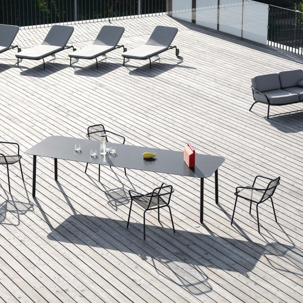 Starling dining table HPL grey salmon | Konsepti.com